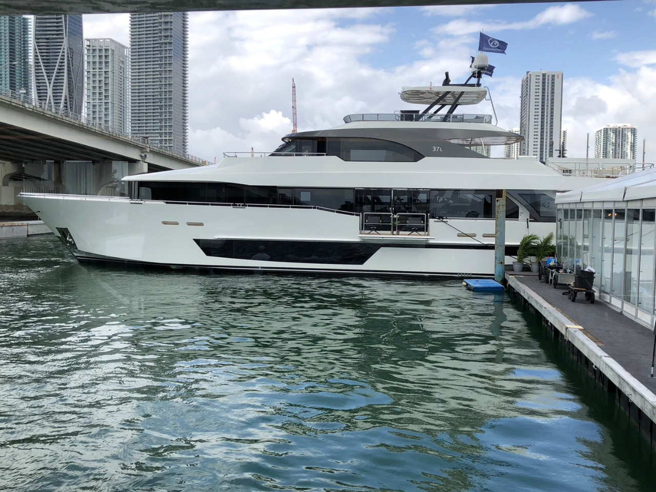 Ocean Alexander 37 Legend luxury yacht.