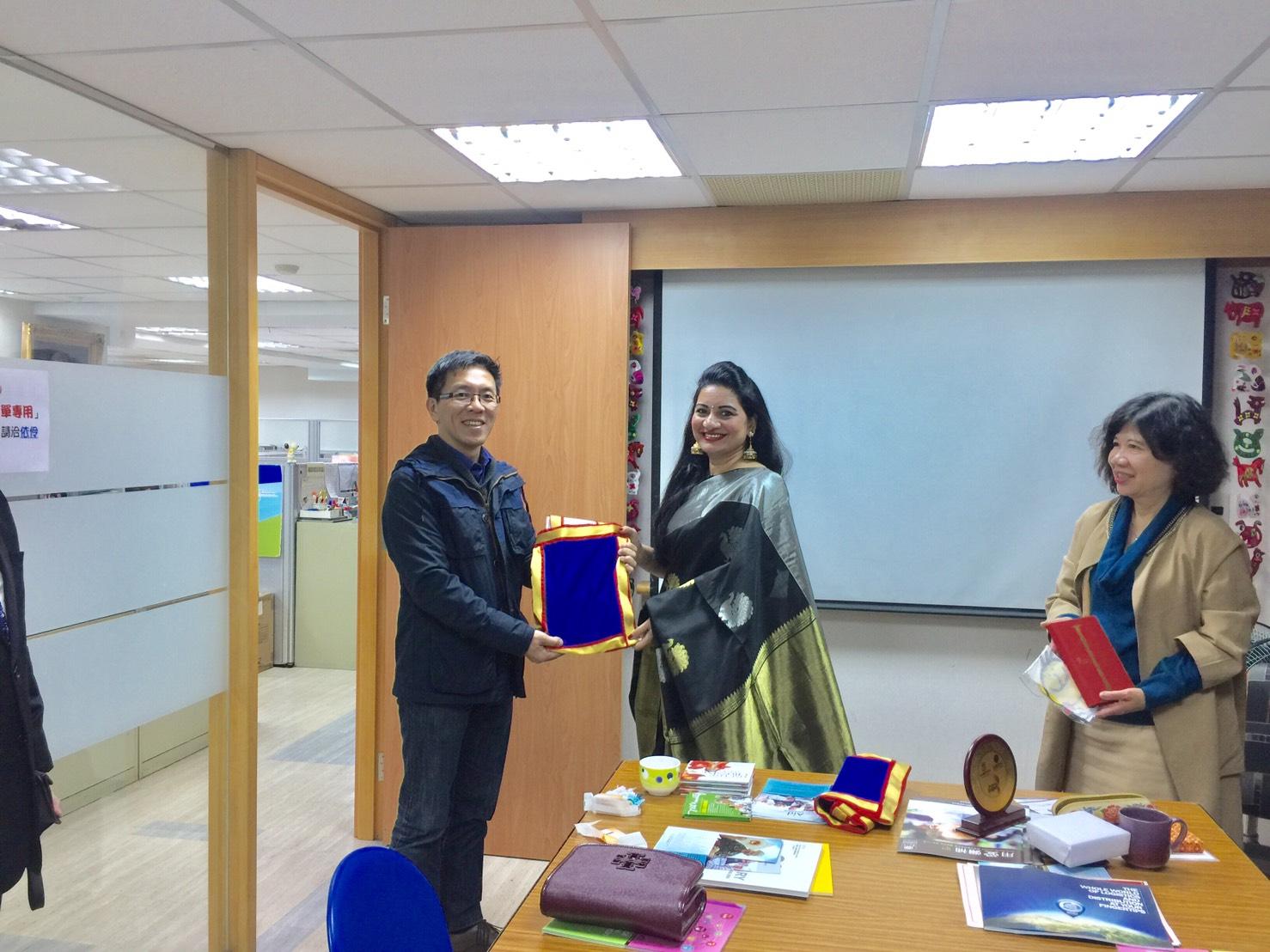 聖布里托教育集團及追尋基金會創辦人mrs-vimala-britto訪團訪台