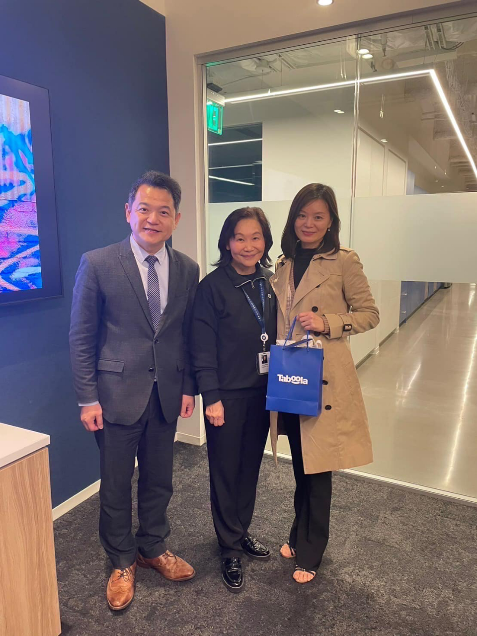 紀欽耀處長拜會Taboola公司美國研發部俞寧寧副總裁 - 駐洛杉磯台北經濟文化辦事處 Taipei Economic and ...