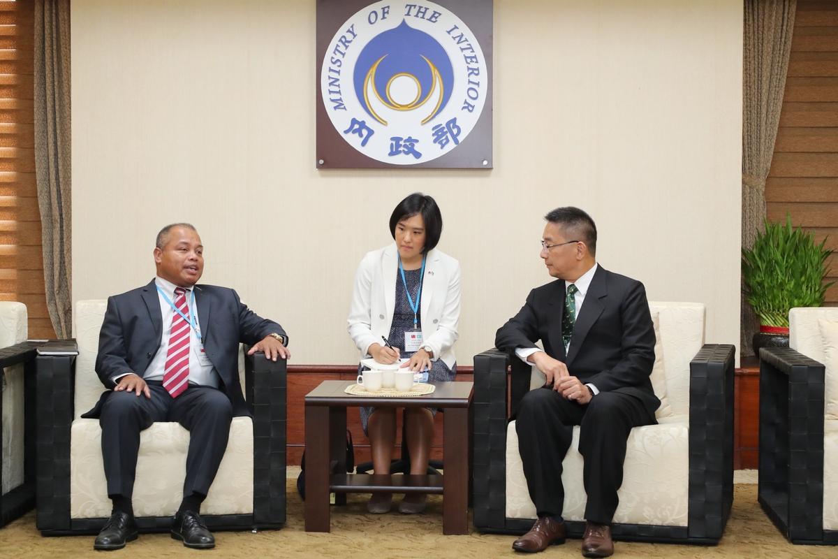 Palau Vice President Raynold Oilouch visited T... - Embassy of the ...