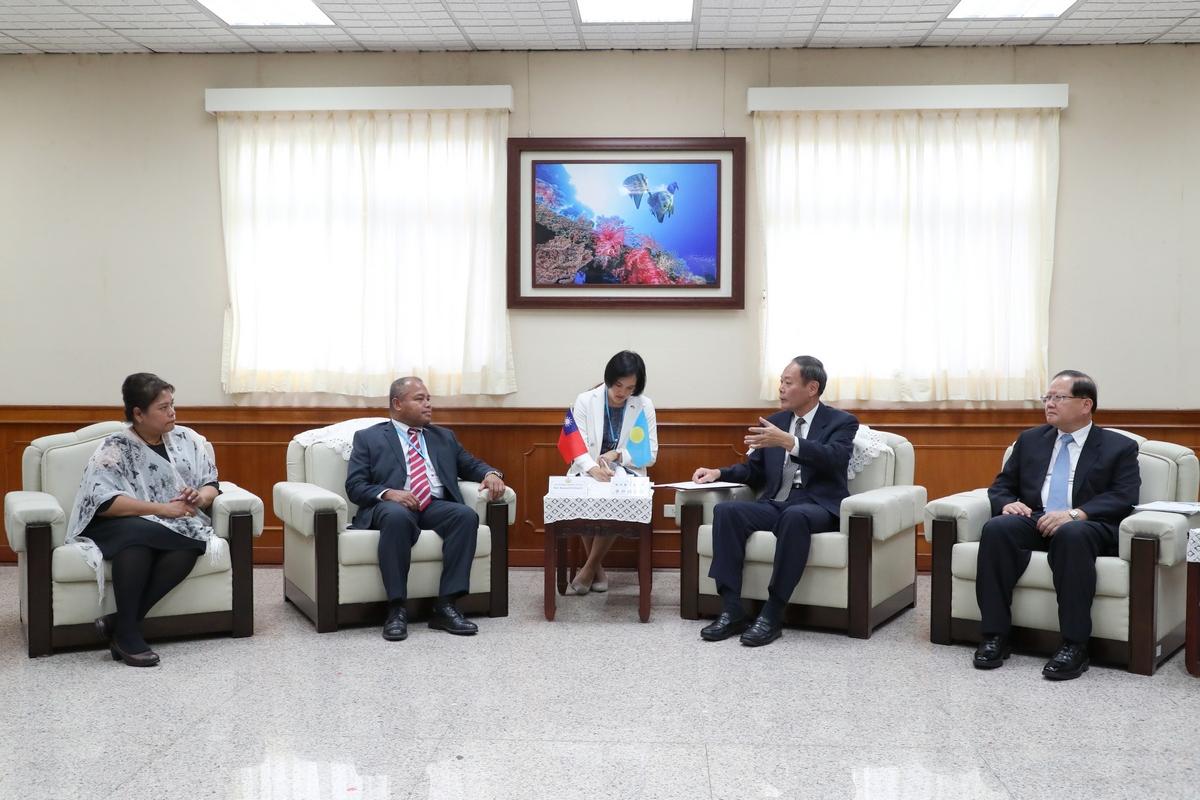 Palau Vice President Raynold Oilouch visited T... - Embassy of the ...