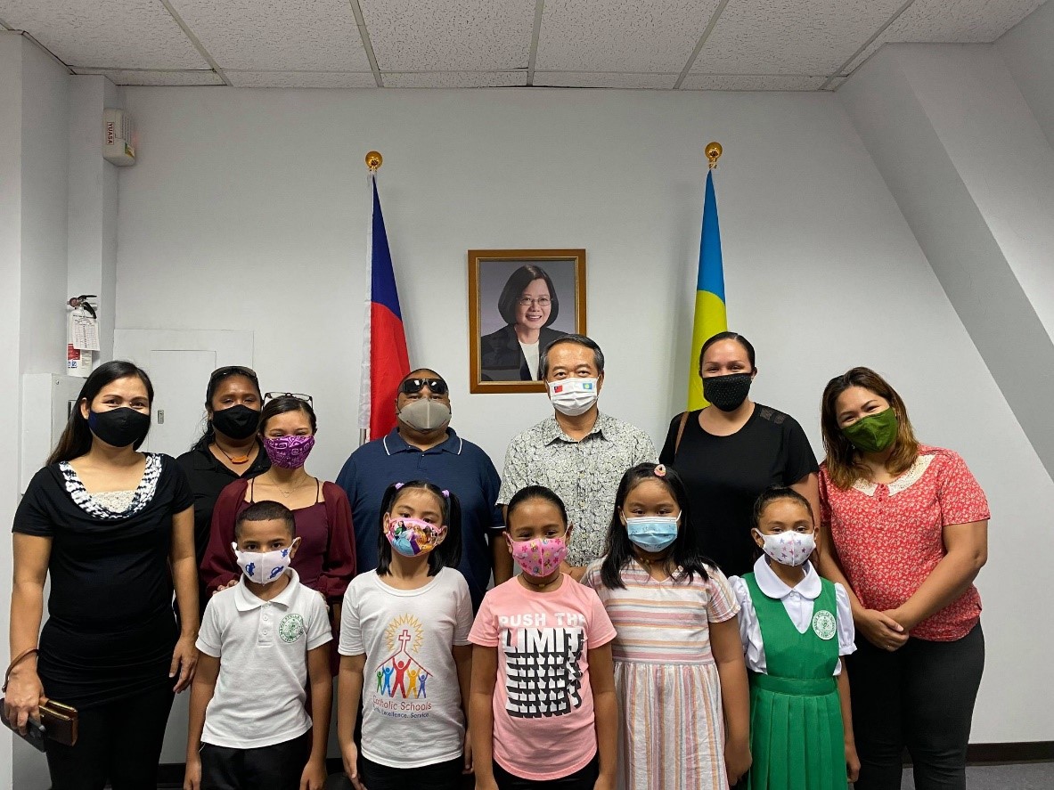 Ambassador-Jessica-C.-Lee-presented-the-Letter-of-Credence-to-His ...